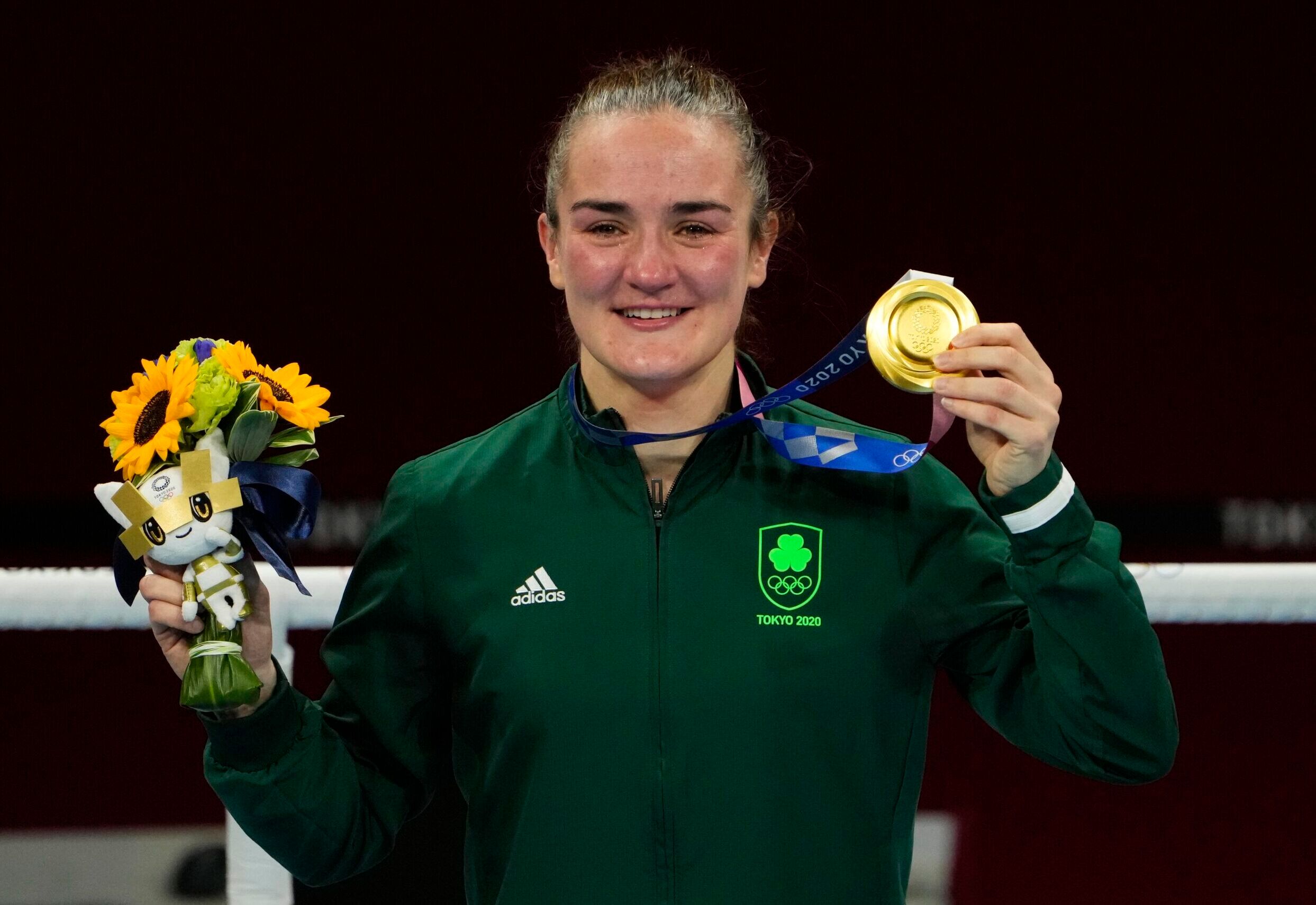 Boxer Kellie Harrington an out Irish Olympic hero with gold medal ...