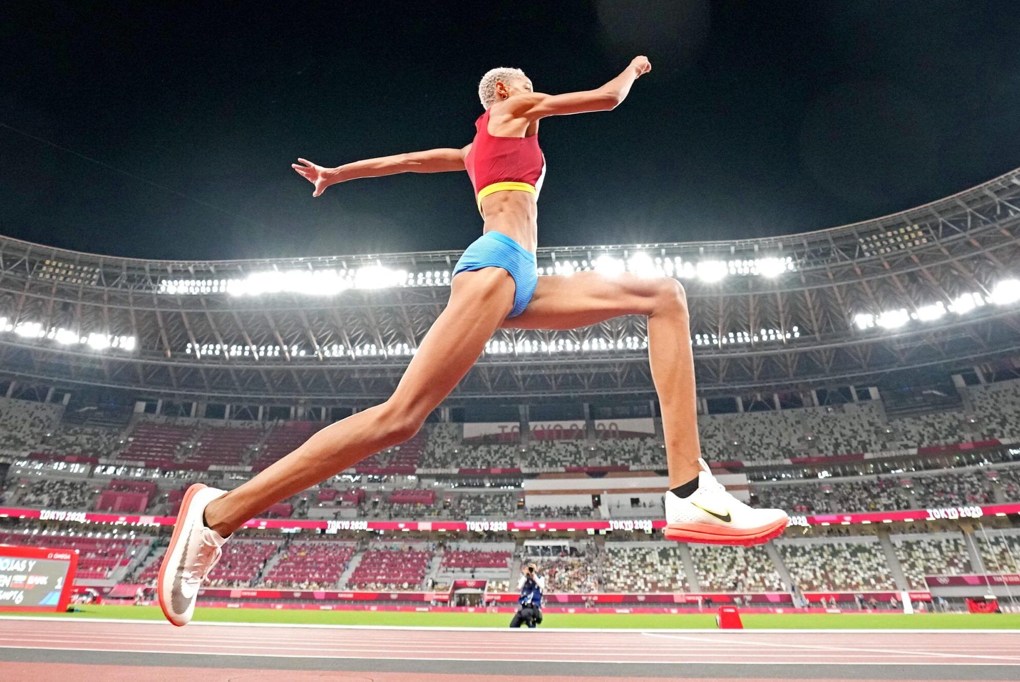 Yulimar Rojas wins Olympic gold, sets world record in triple jump ...