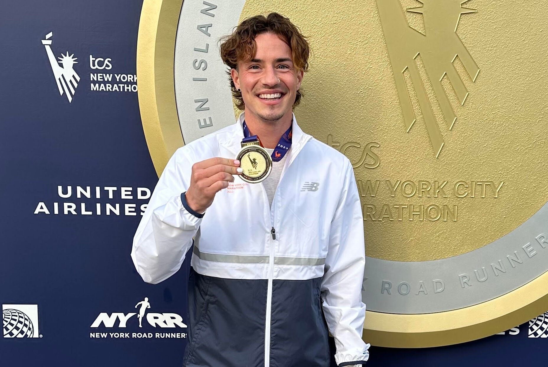 Cal Calamia flies to NYC Marathon nonbinary division win - Outsports