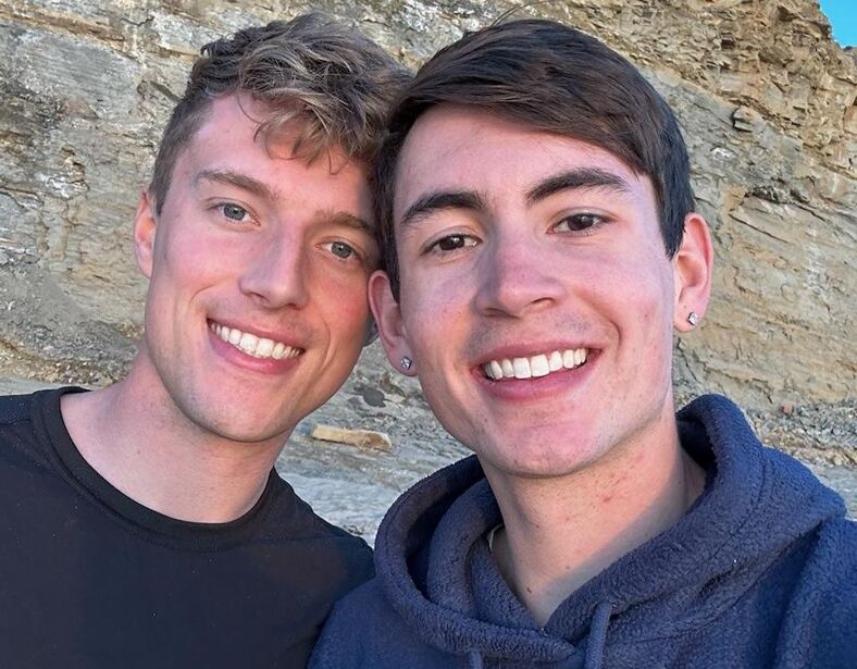 Gay college volleyball coach wins second coach of year award- Outsports