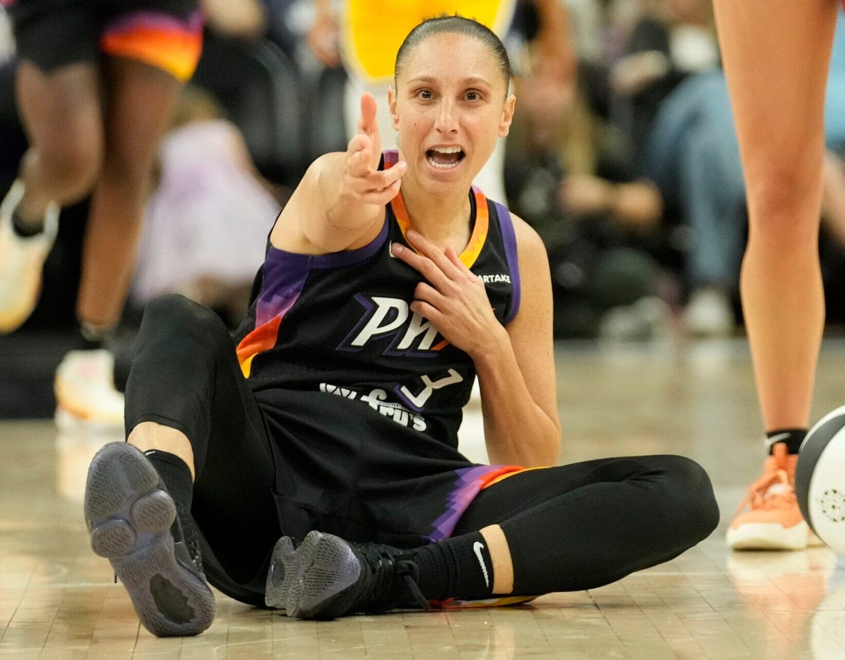 7 USA women's basketball players are LGBTQ in gold medal match - Outsports