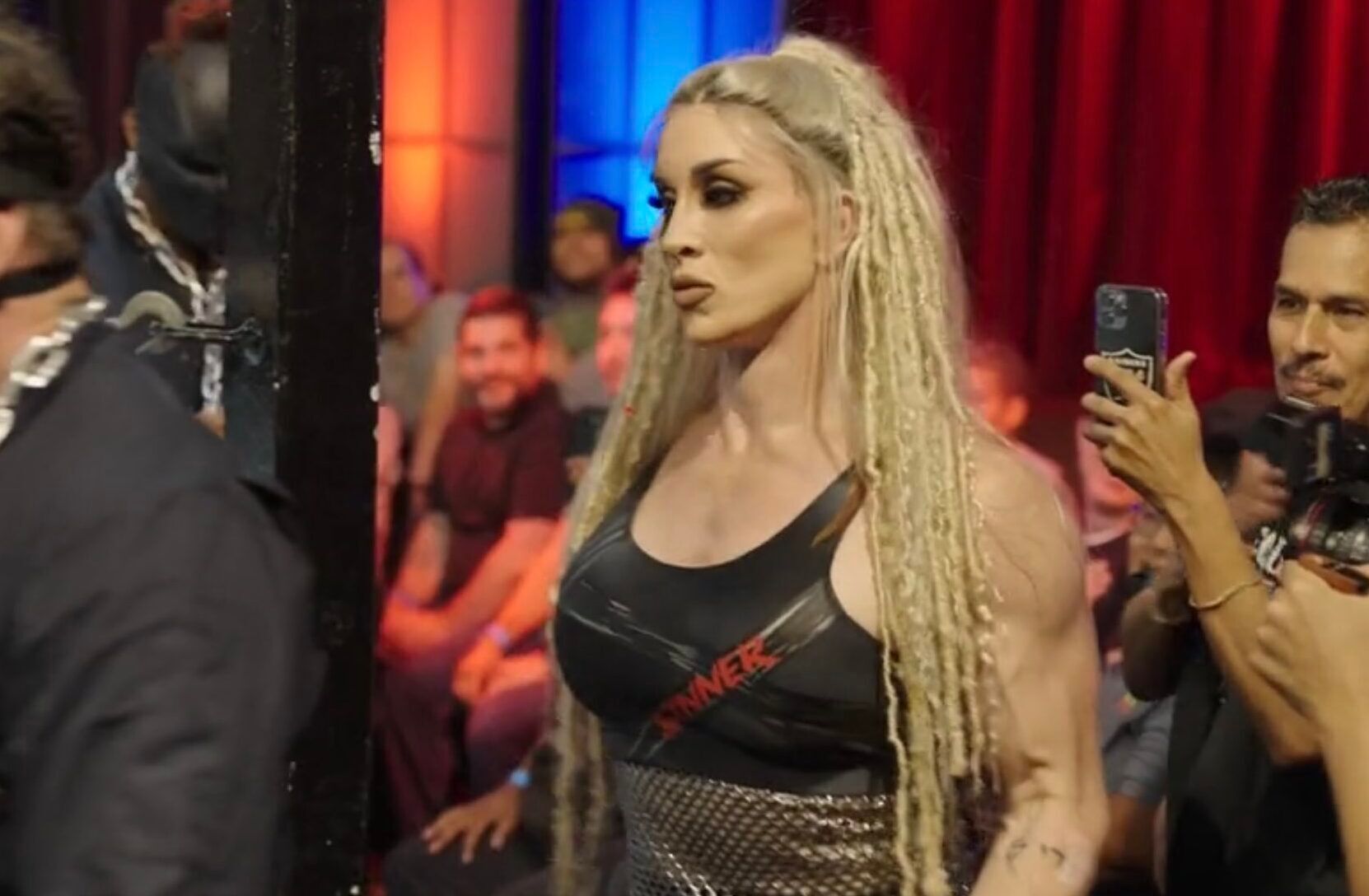 Trans former WWE star Gabbi Tuft tears 'the house down' in 'awesome ...