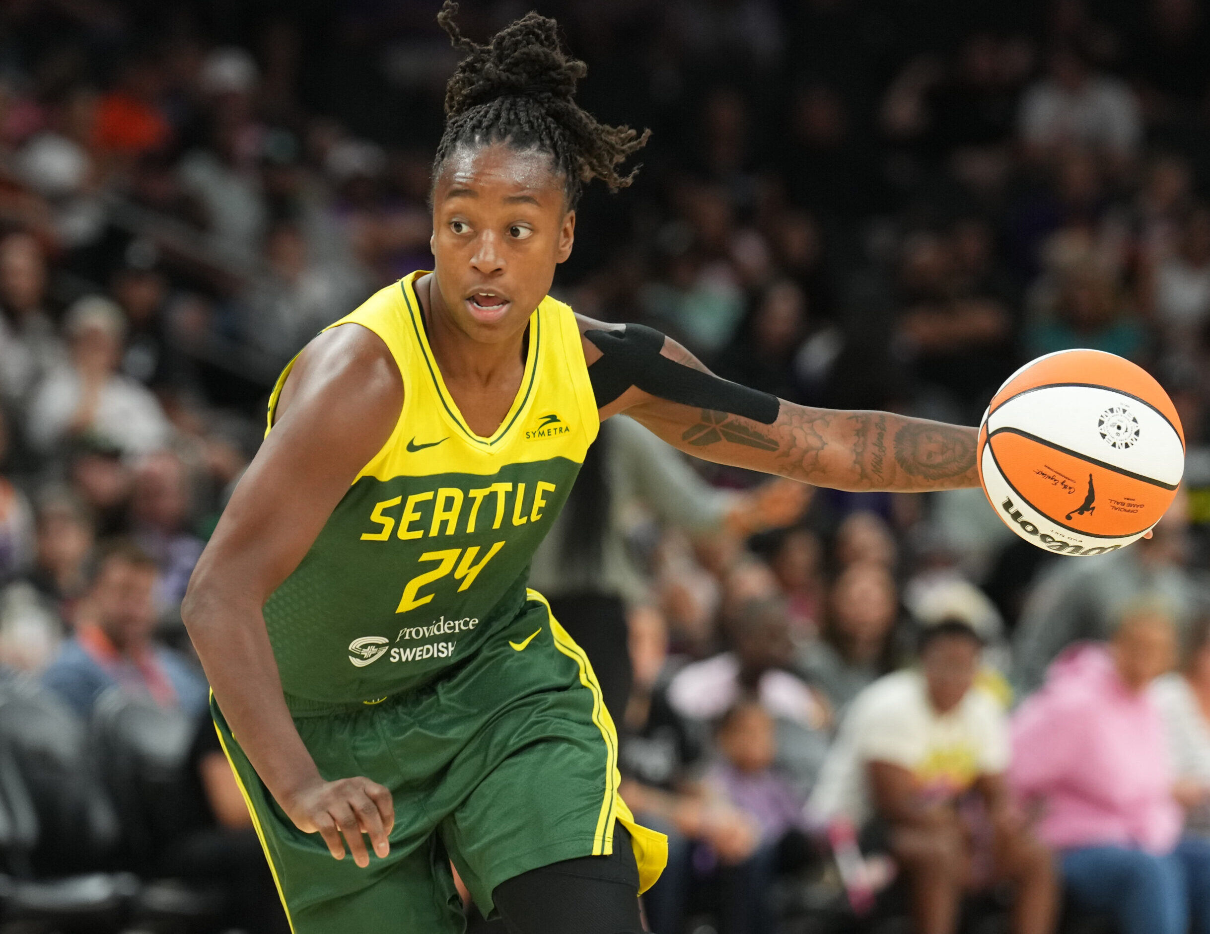 Jewell Loyd out to prove 'Gold Mamba' moniker at Paris Olympics - Outsports