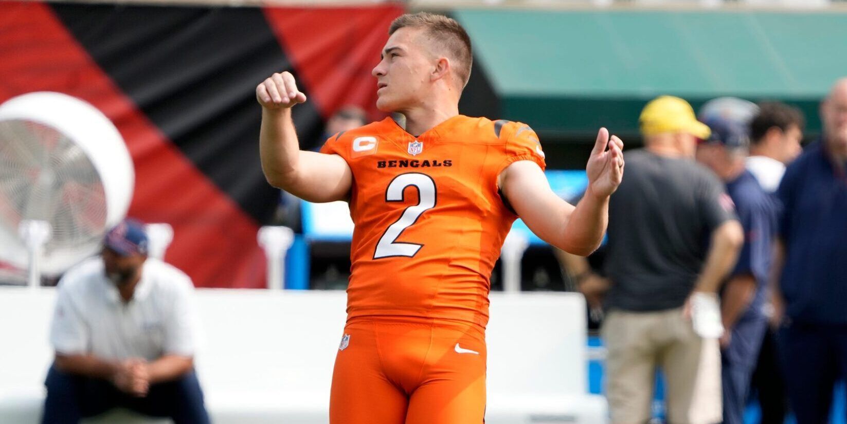 NFL bulges Subreddit leaves little to the imagination for the gays ...