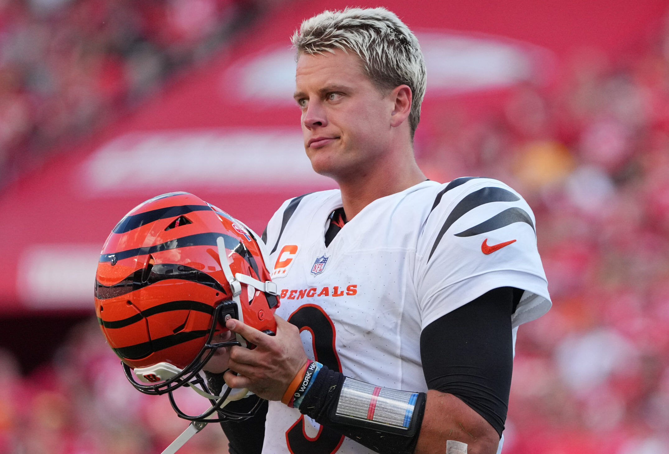 Cincinnati Bengals fans mock Joe Burrow as 'lesbian' after 0-3 start ...