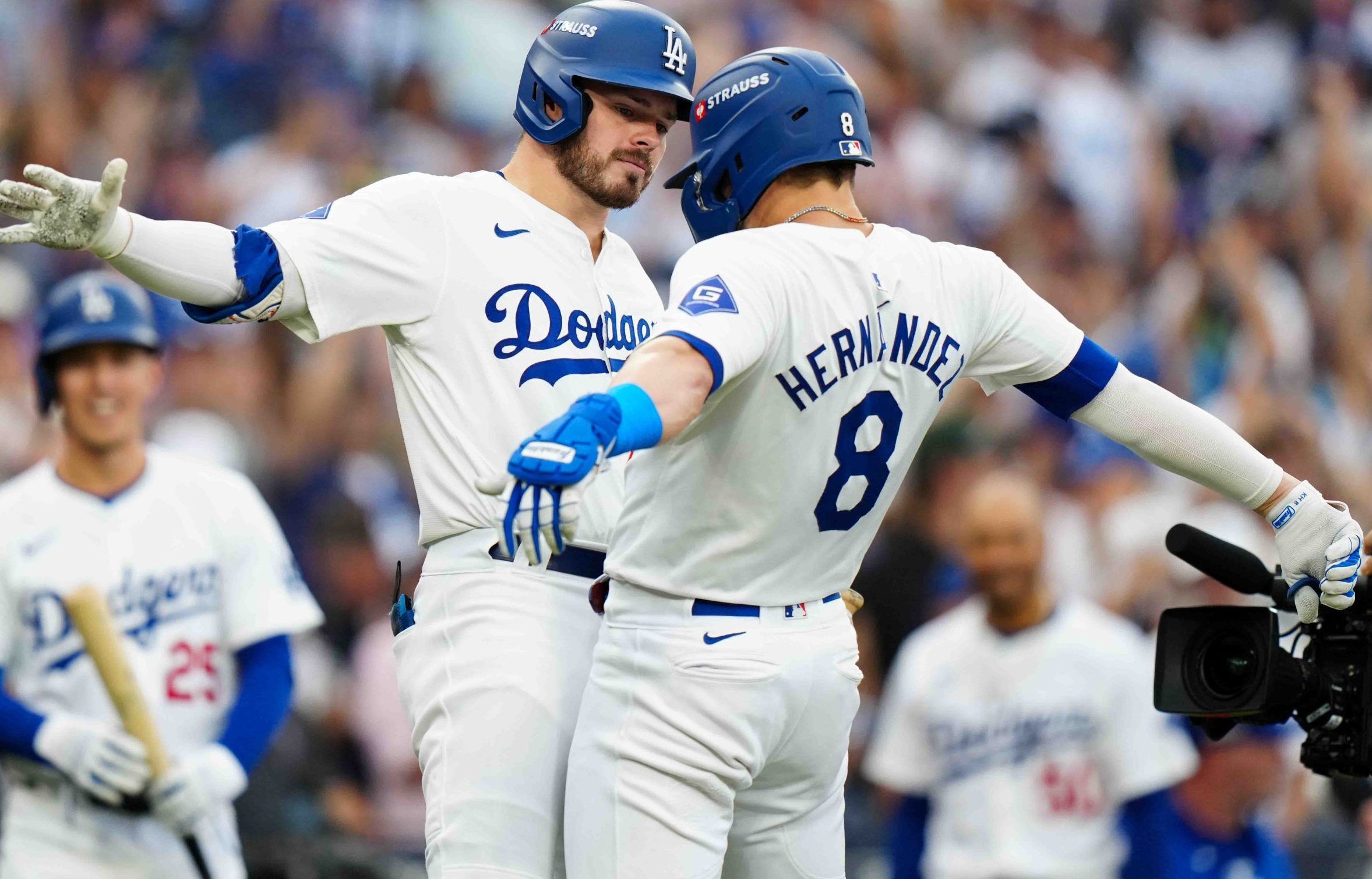 Dodgers' 'crotch bump' is gay way to celebrate home run - Outsports
