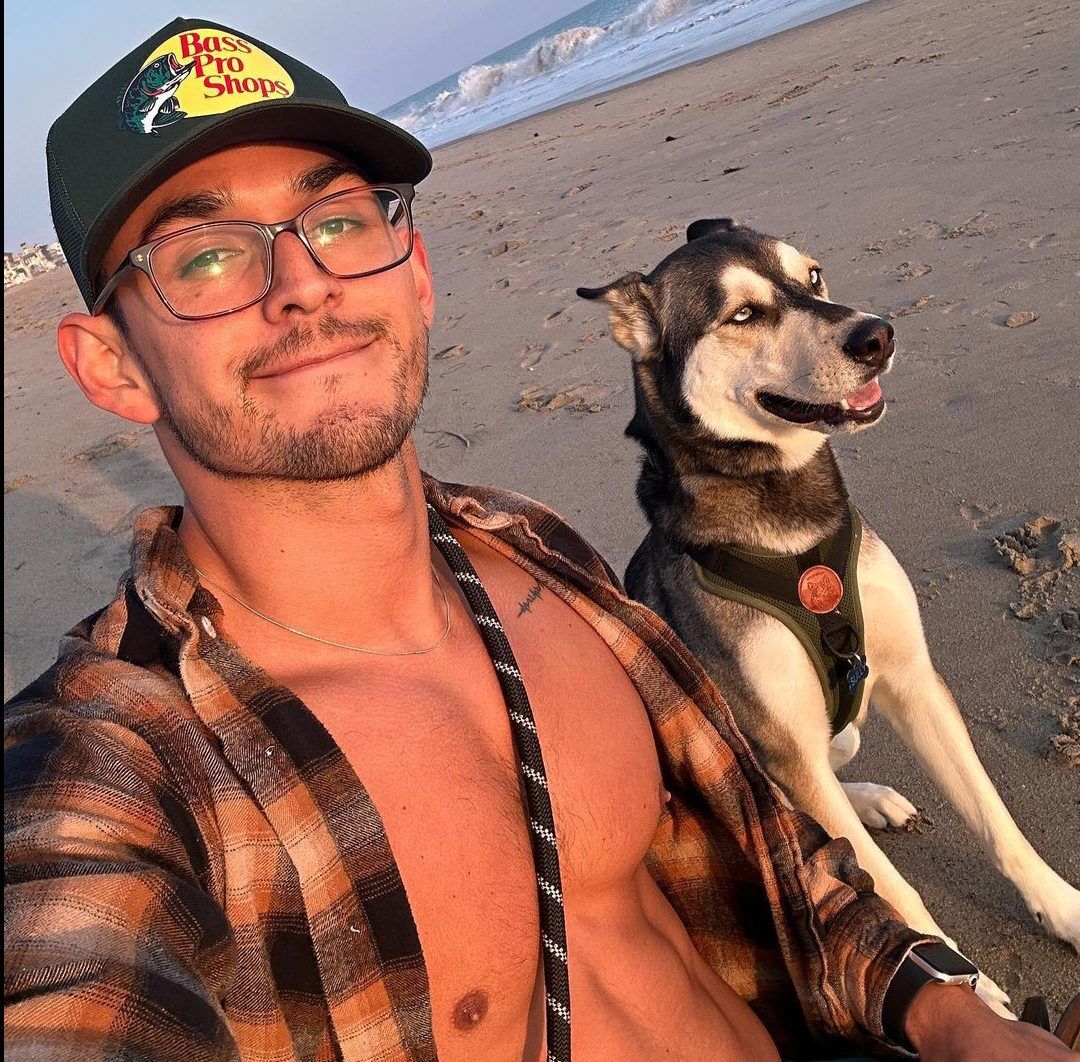 This gay athlete is chasing his dream job with his dog in... Alaska ...