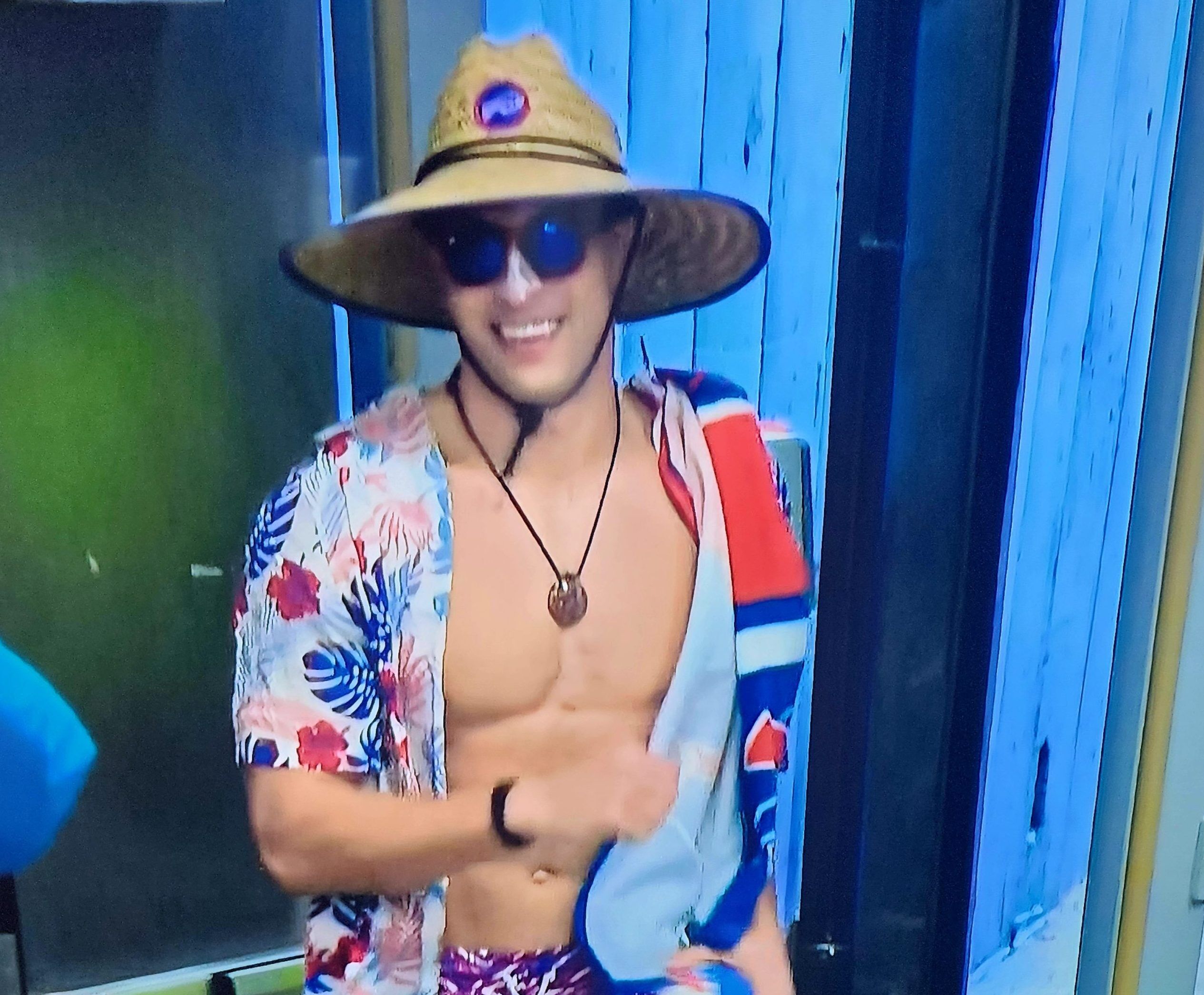 Bills receiver Mack Hollins show off his hot body before game - Outsports