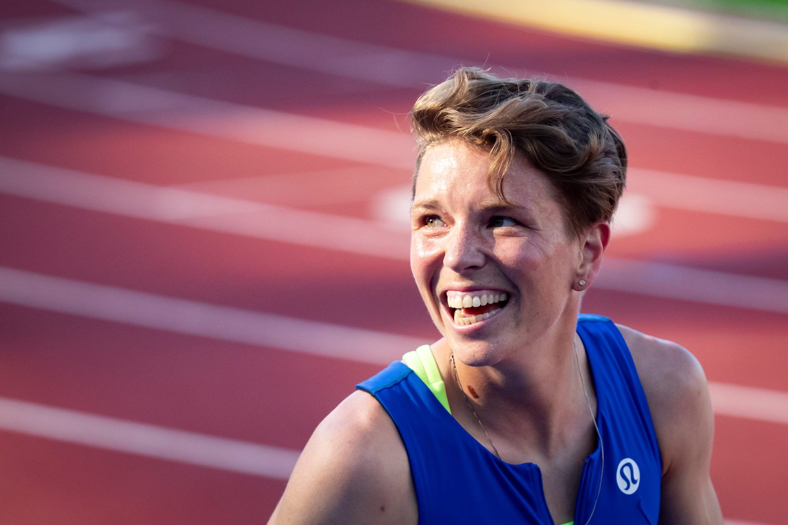 Nikki Hiltz is first nonbinary runner to win Hawaii's Merrie Mile ...