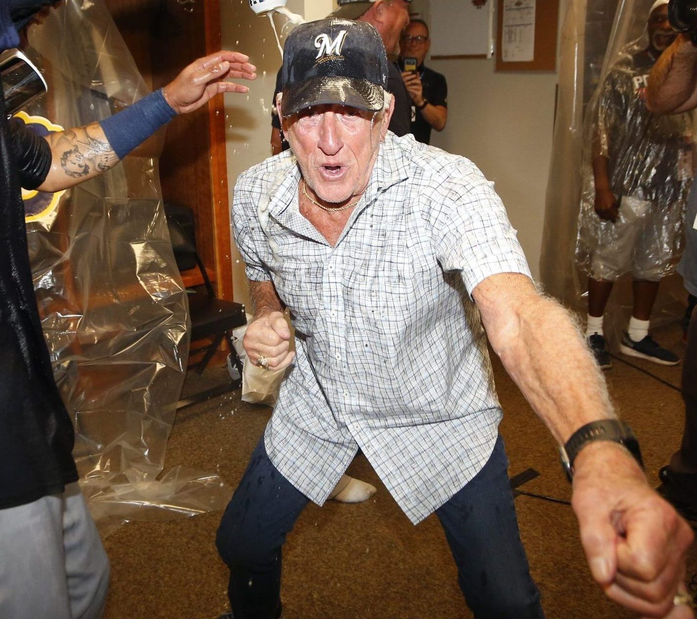 Bob Uecker and Bob Gibson created an iconic gay moment in MLB - Outsports