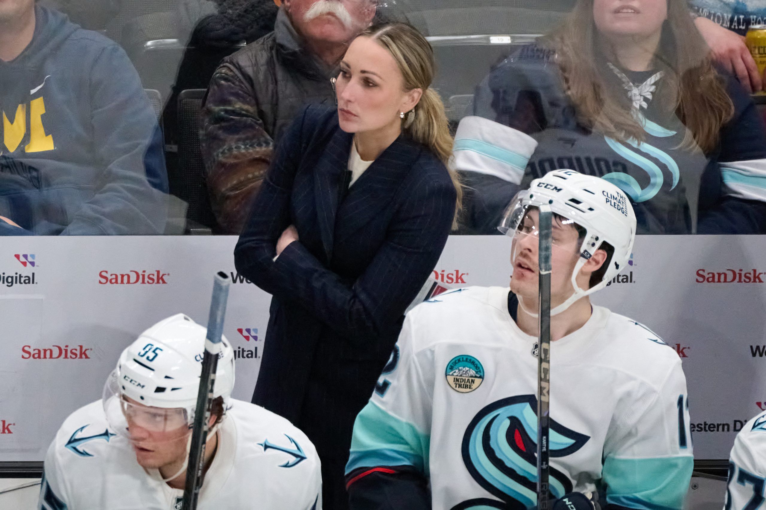 First NHL match-up of two female coaches, one of them LGBTQ - Outsports