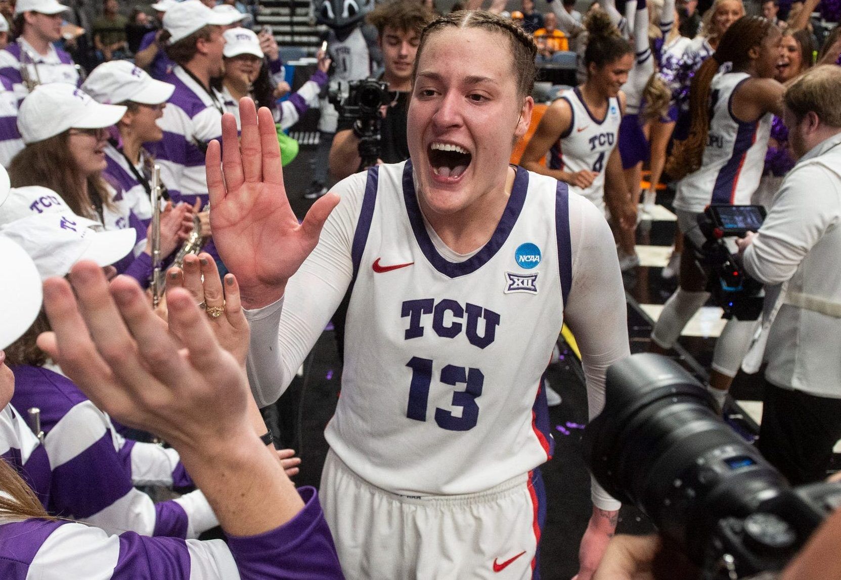 Meet 26 out LGBTQ athletes and 62 coaches in college basketball - Outsports