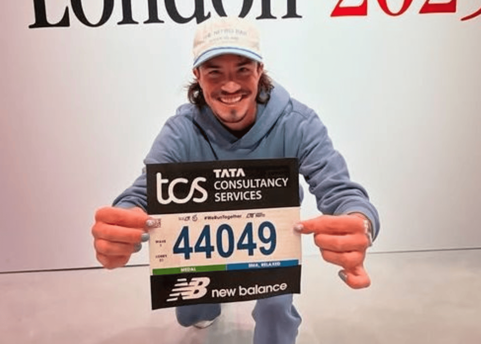 Nonbinary runner makes history with London Marathon win - Outsports