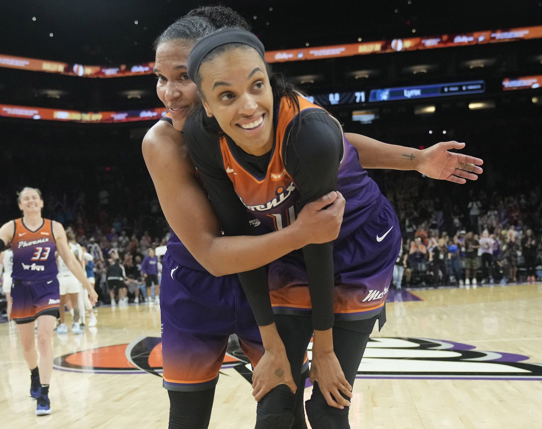 29 out LGBTQ players set for the WNBA playoffs - Outsports